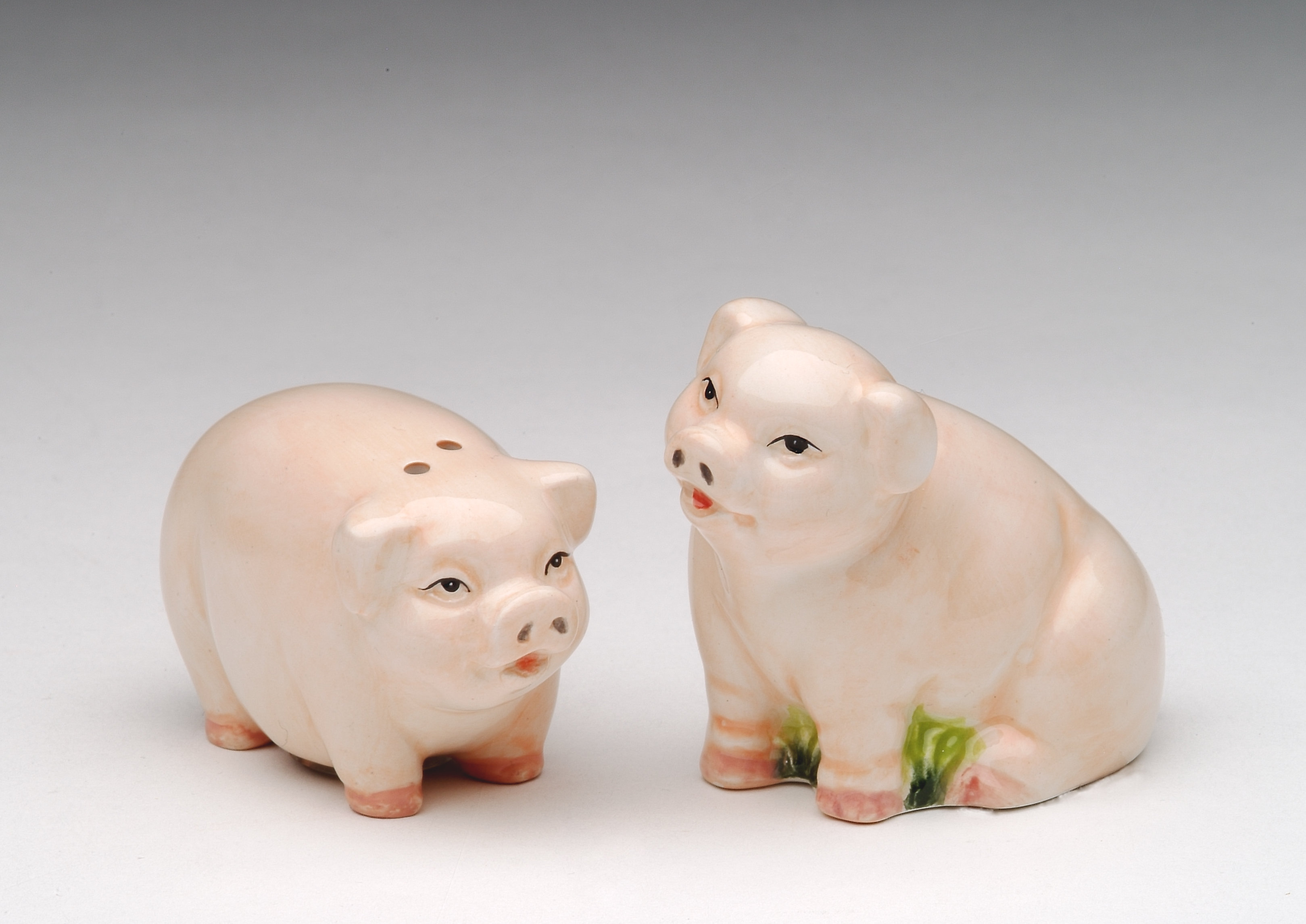 CosmosGifts Mini Pig Salt And Pepper | Wayfair