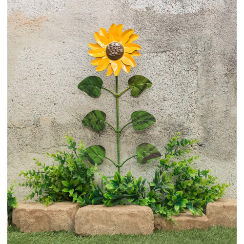 Gracie Oaks Hedman Sunflower Garden stake & Reviews | Wayfair