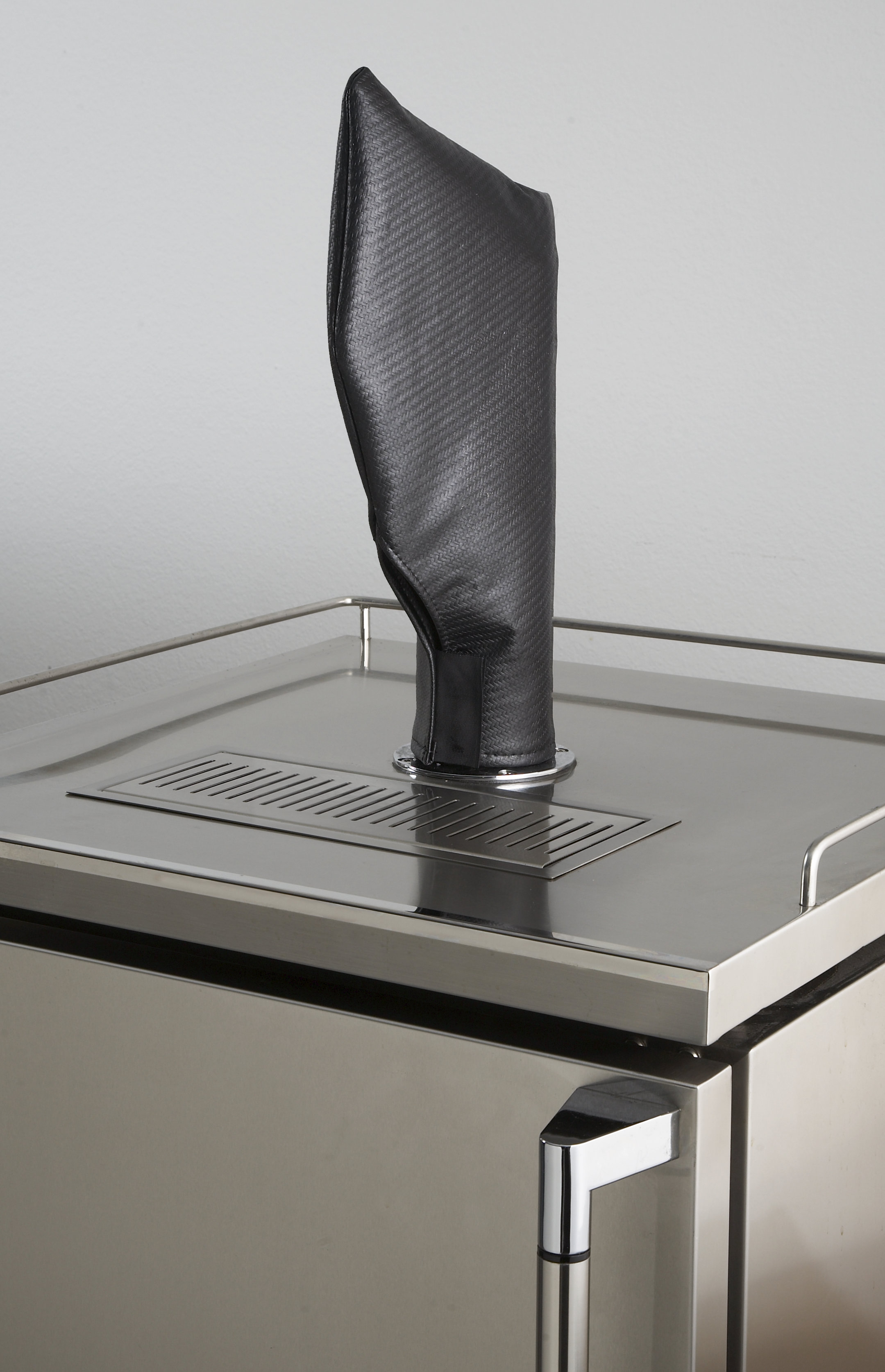 Lynx Beverage Dispenser Tower/Tap Head Carbon Fiber Vinyl Grill Cover ...