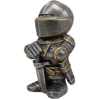 Red Barrel Studio Anime Chibi Renaissance Medieval Knight Of The Cross ...