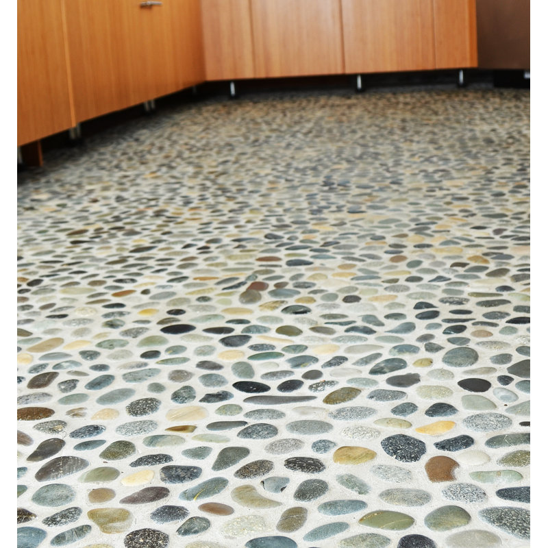 Pebble Tile Classic Pebble Random Sized Natural Stone Pebble Tile in ...