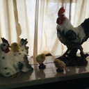 Design Toscano Barnyard Mother Hen and Baby Chick Statue & Reviews ...