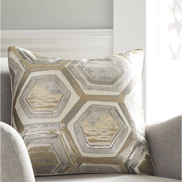 Brayden Studio® Averill Gray/Ivory Rug & Reviews | Wayfair