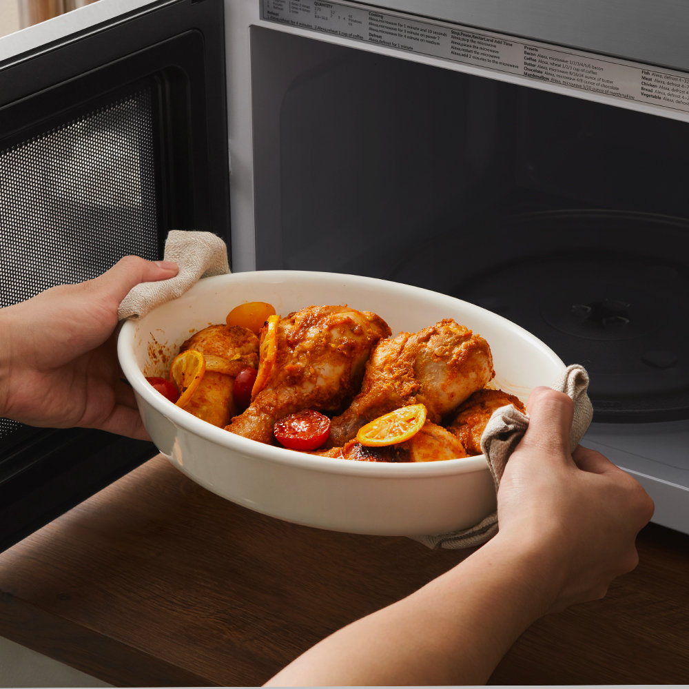 TOSHIBA 1.3 Cu Ft Alexa Countertop Microwave, Sensor Reheat, Mute ...