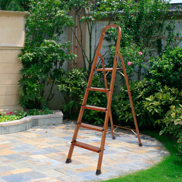 WFX Utility™ Shanklin 5.51 ft Wood Step Ladder with 300 lb. Load ...