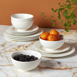 Dinnerware Sets