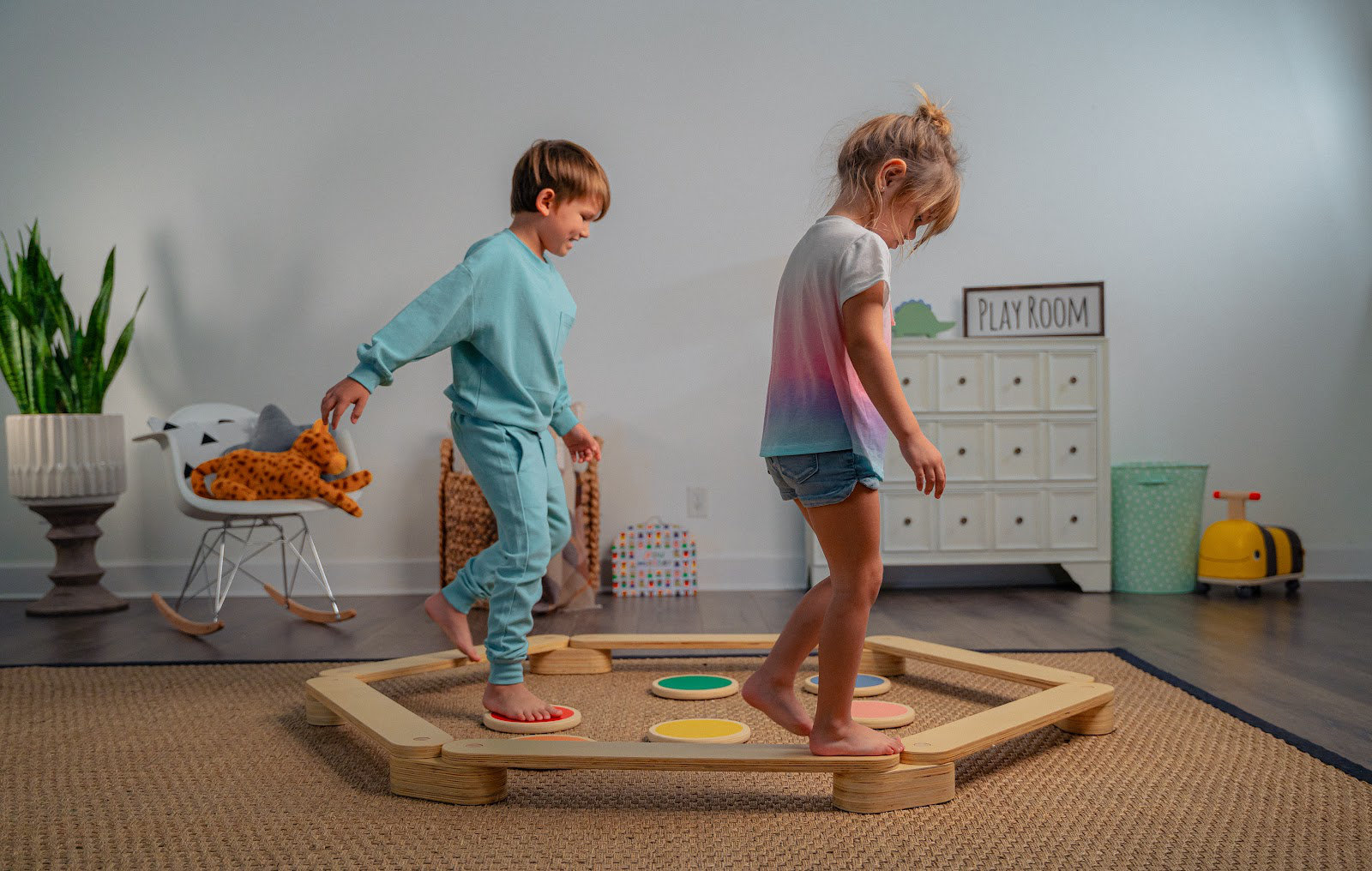 Avenlur Majesty Stepping Stones Balance Beam | Wayfair