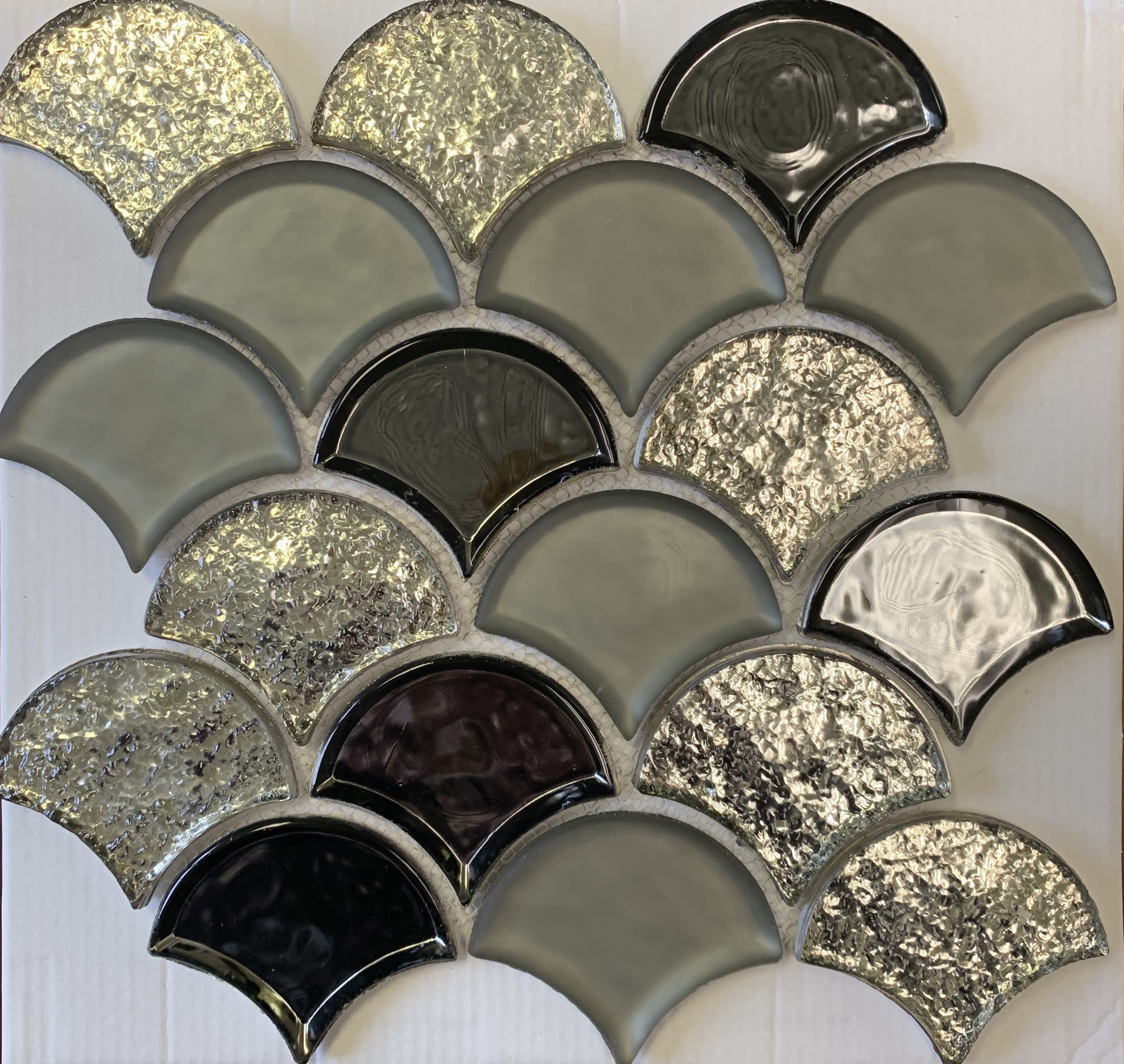 Mango Tile Augusta 10" x 10" Glass Fish Scale Mosaic Wall & Floor Tile ...