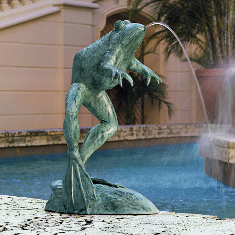 Design Toscano Medium Leaping Spitting Frog Cast Garden Statue | Perigold