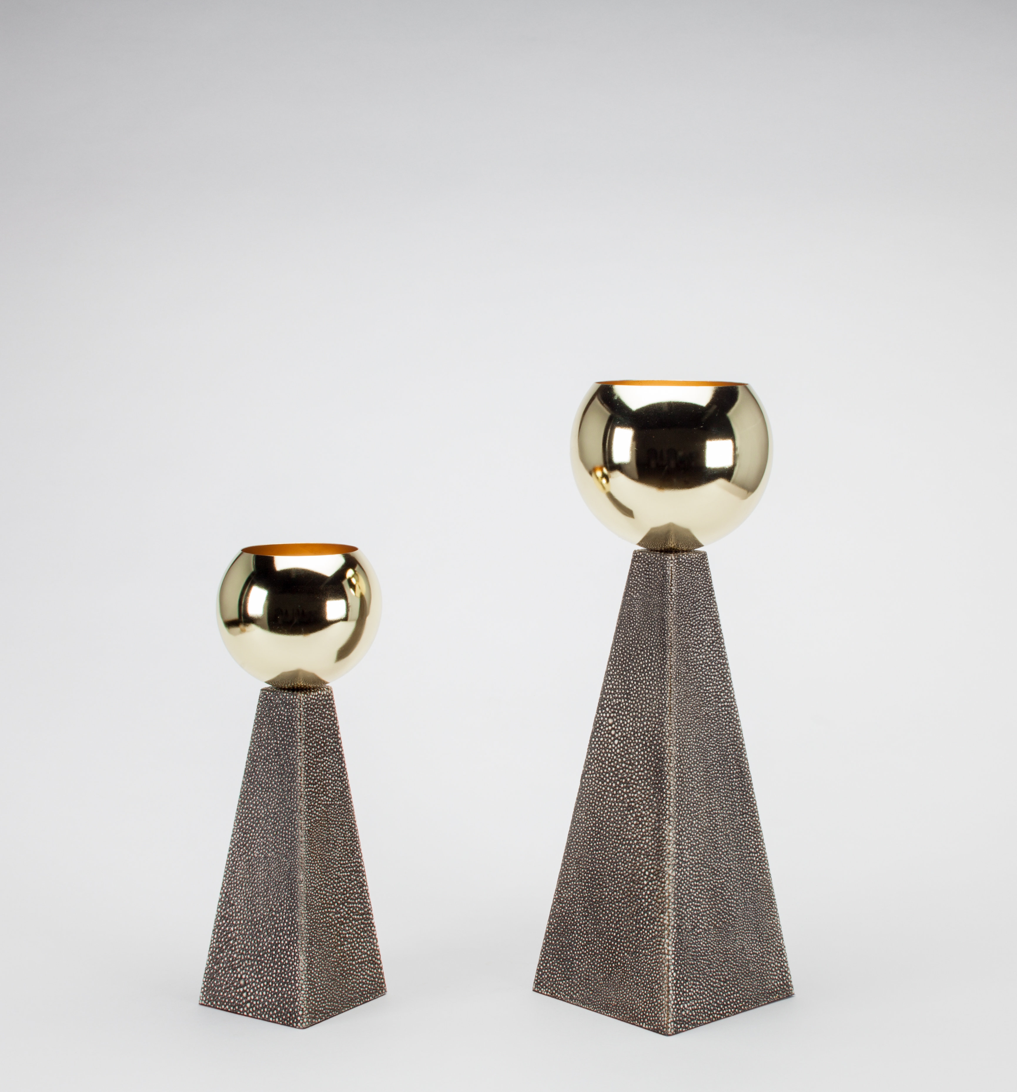 Artmax 2 Piece Brass Manufactured Wood Table Vase Set | Wayfair