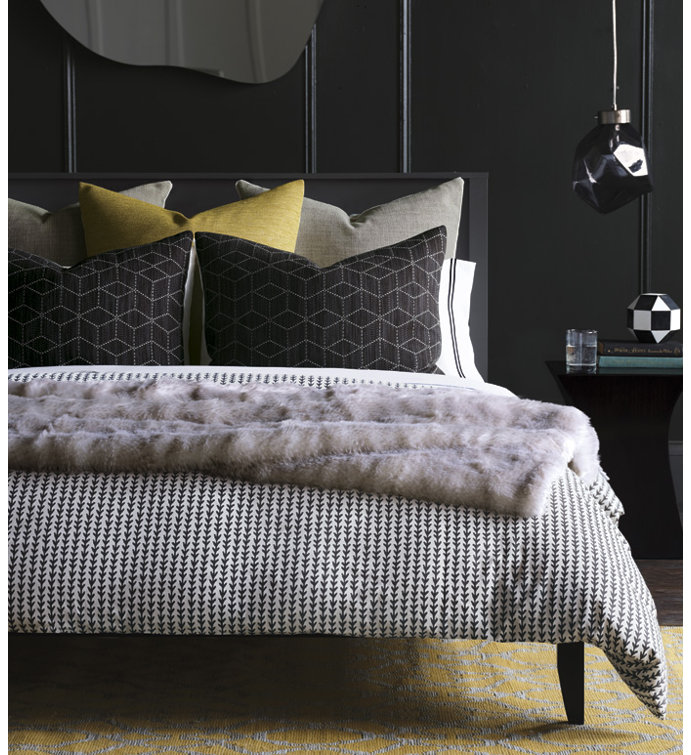 Eastern Accents Bowie Black/White Modern & Contemporary Comforter ...
