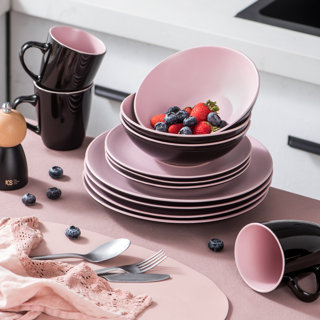Dinnerware Sets