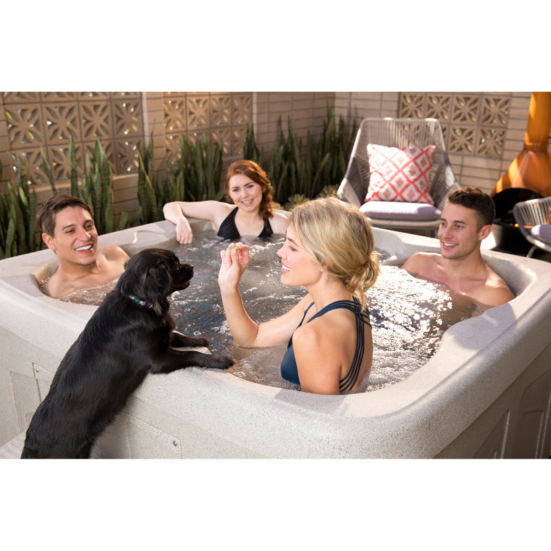6 Best Small Hot Tubs Reviews & Consumer Reports