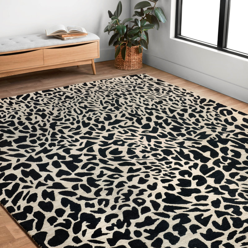 World Menagerie Masai Animal Print Handmade Looped/Hooked Wool Area Rug ...