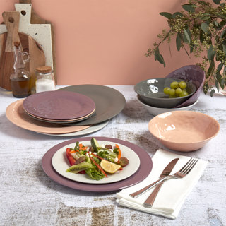 Dinnerware Sets