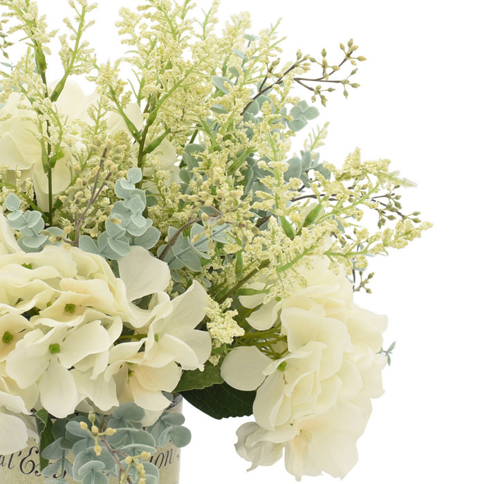 Primrue Hydrangea, Heather and Eucalyptus Mixed Centerpieces in Glass ...