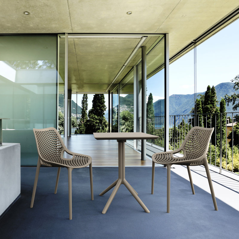 16 Favorites: Foldable Outdoor Dining Table to Enjoy Summer Breeze