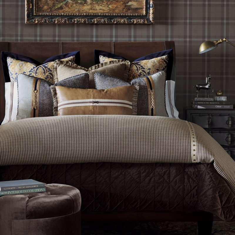 Eastern Accents Edward Brown Traditional Duvet Cover Set & Reviews ...