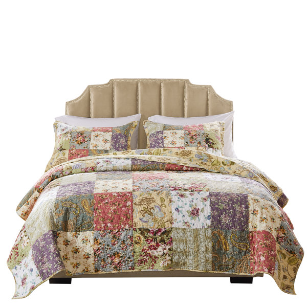 Bedroom-patchwork-quilt-set | Wayfair