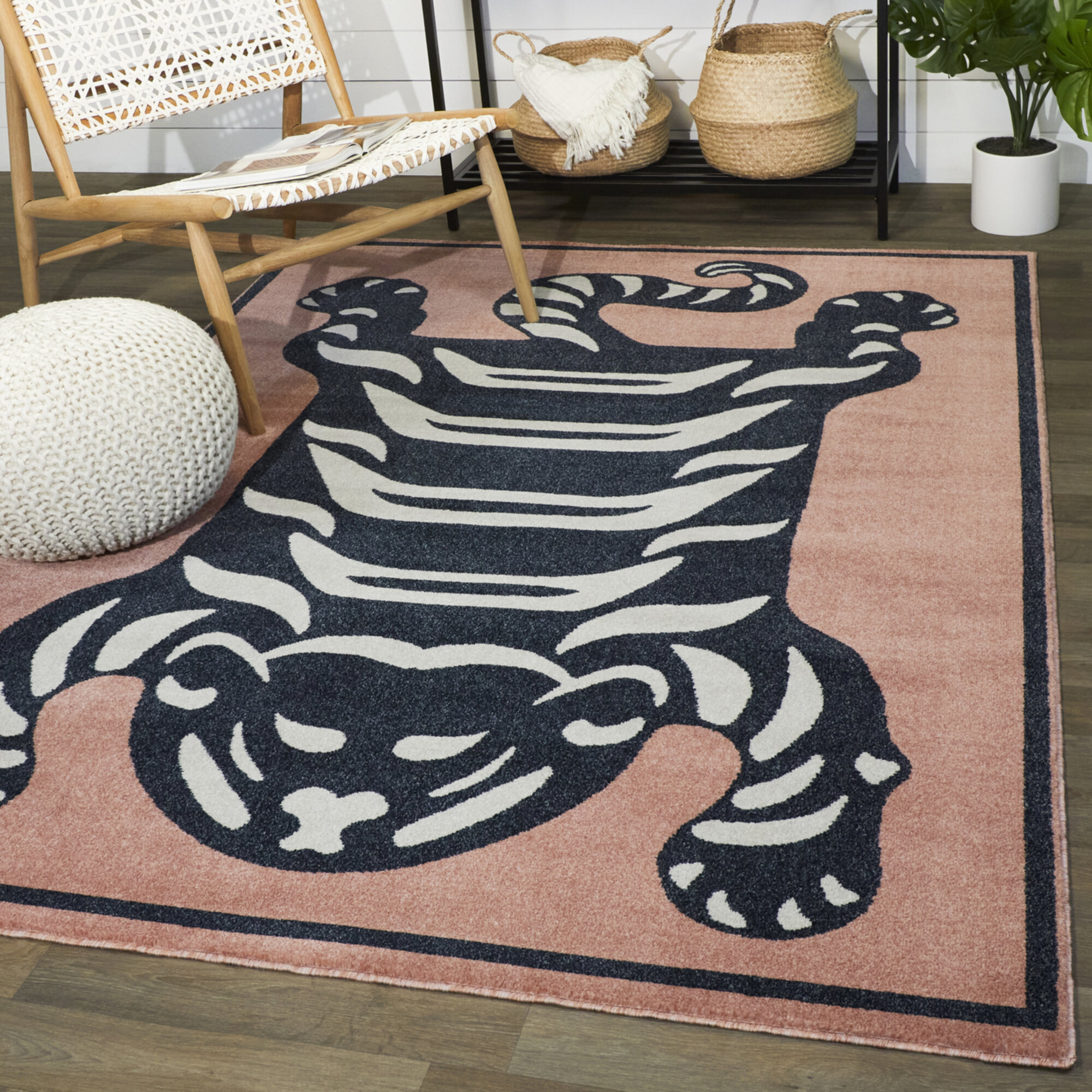 Langley Street Hasting Machine Woven Performance Rust/Black Rug | Wayfair