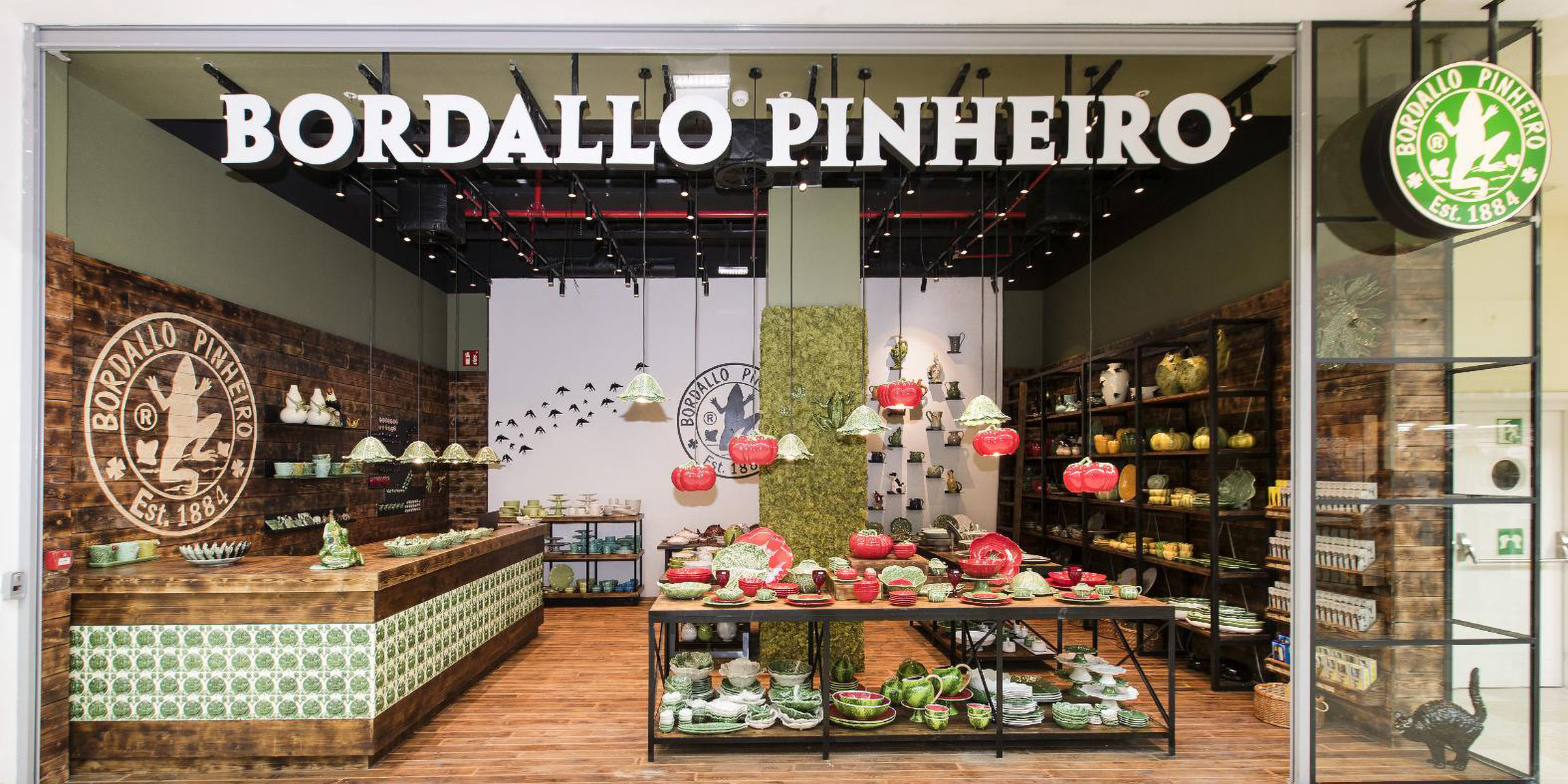 Bordallo Pinheiro Earthenware Table Vase | Perigold