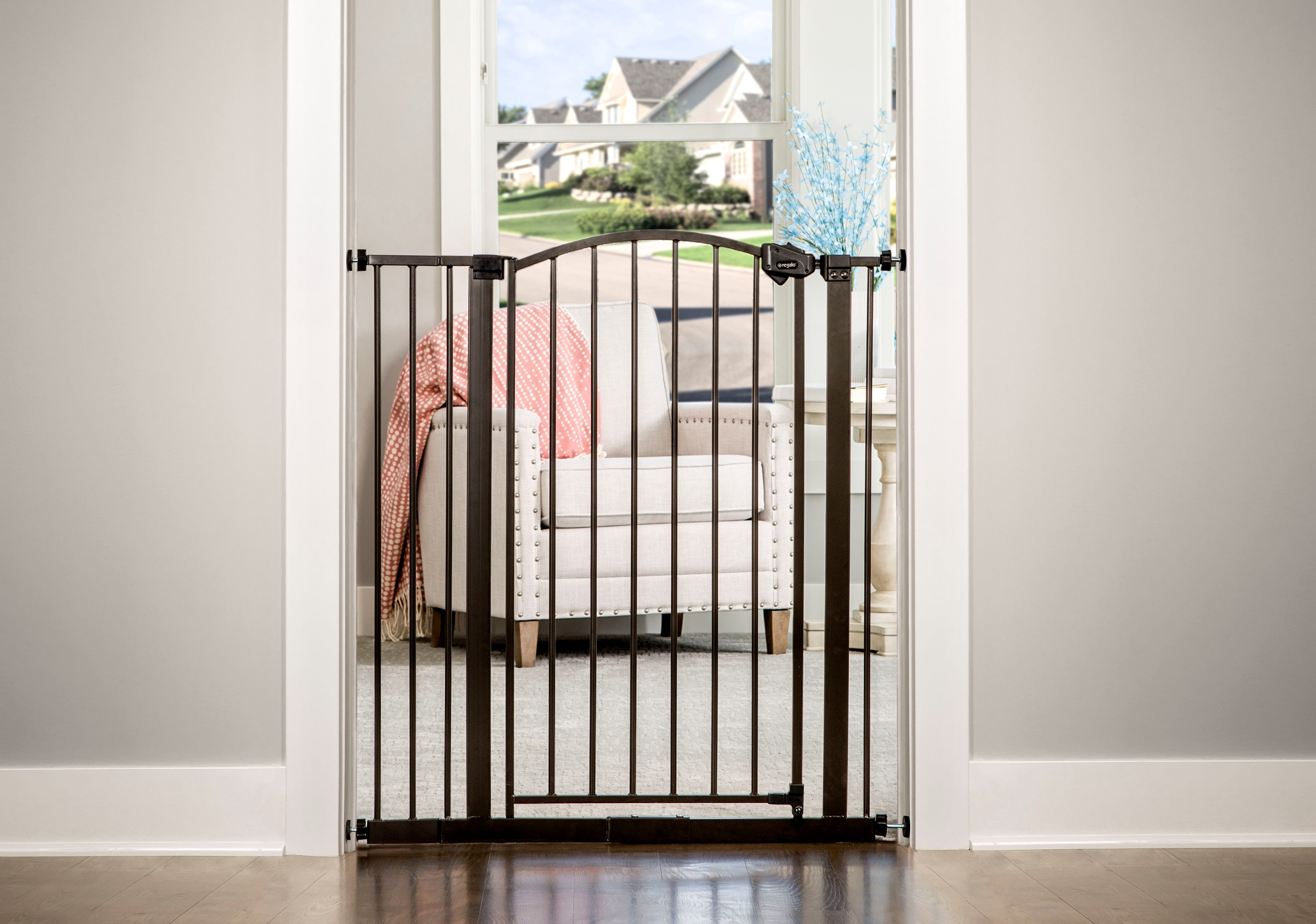 Regalo Arched Décor Safety Gate & Reviews | Wayfair