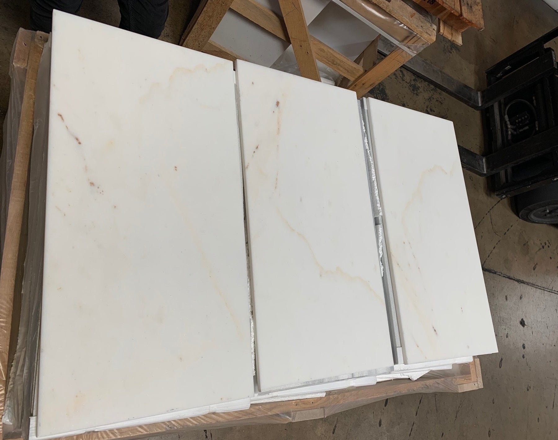 Stone & Tile Shoppe, Inc. 12" x 12" Marble Marble Look Wall & Floor ...
