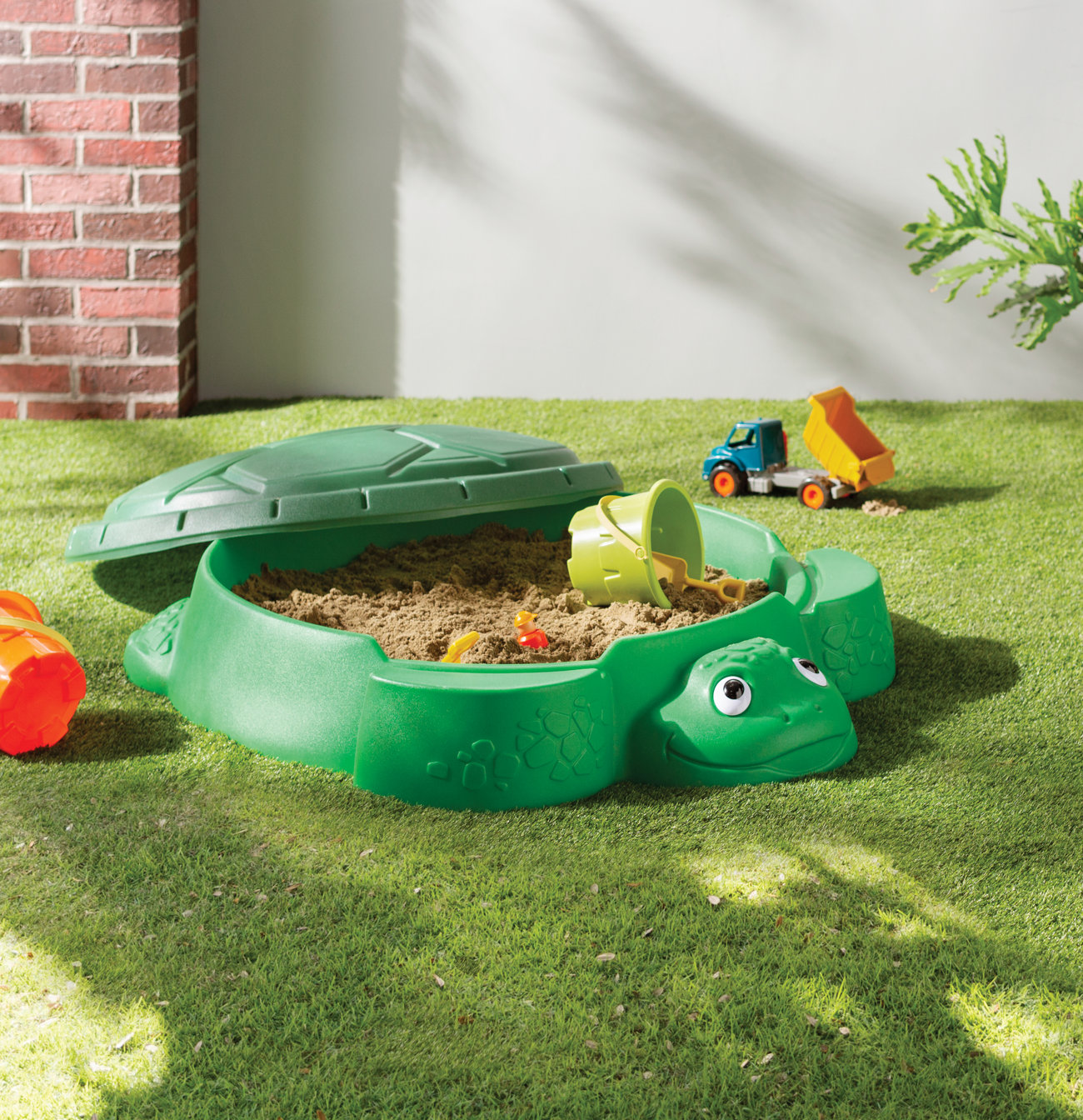 What Is a Sandbox? Find the Perfect Sandbox for Your Yard | Wayfair