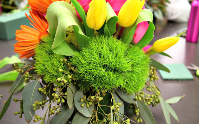 How to Make a Mounded Flower Arrangement | Wayfair