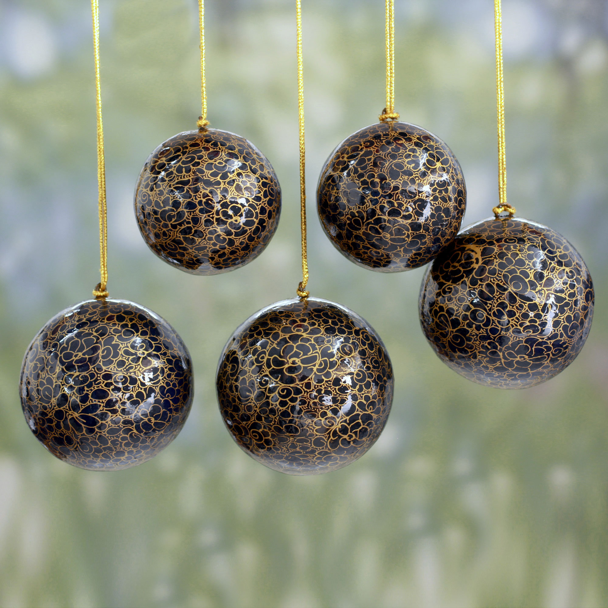 The Holiday Aisle® 5 Piece Midnight Cheer Papier Mache Holiday Ball ...