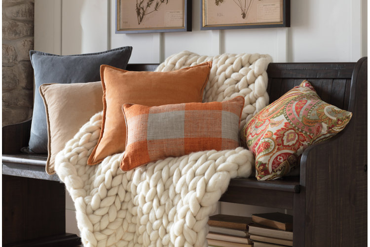 8 Easy Fall Living Room Decor Ideas to Embrace the Season (With Photos ...