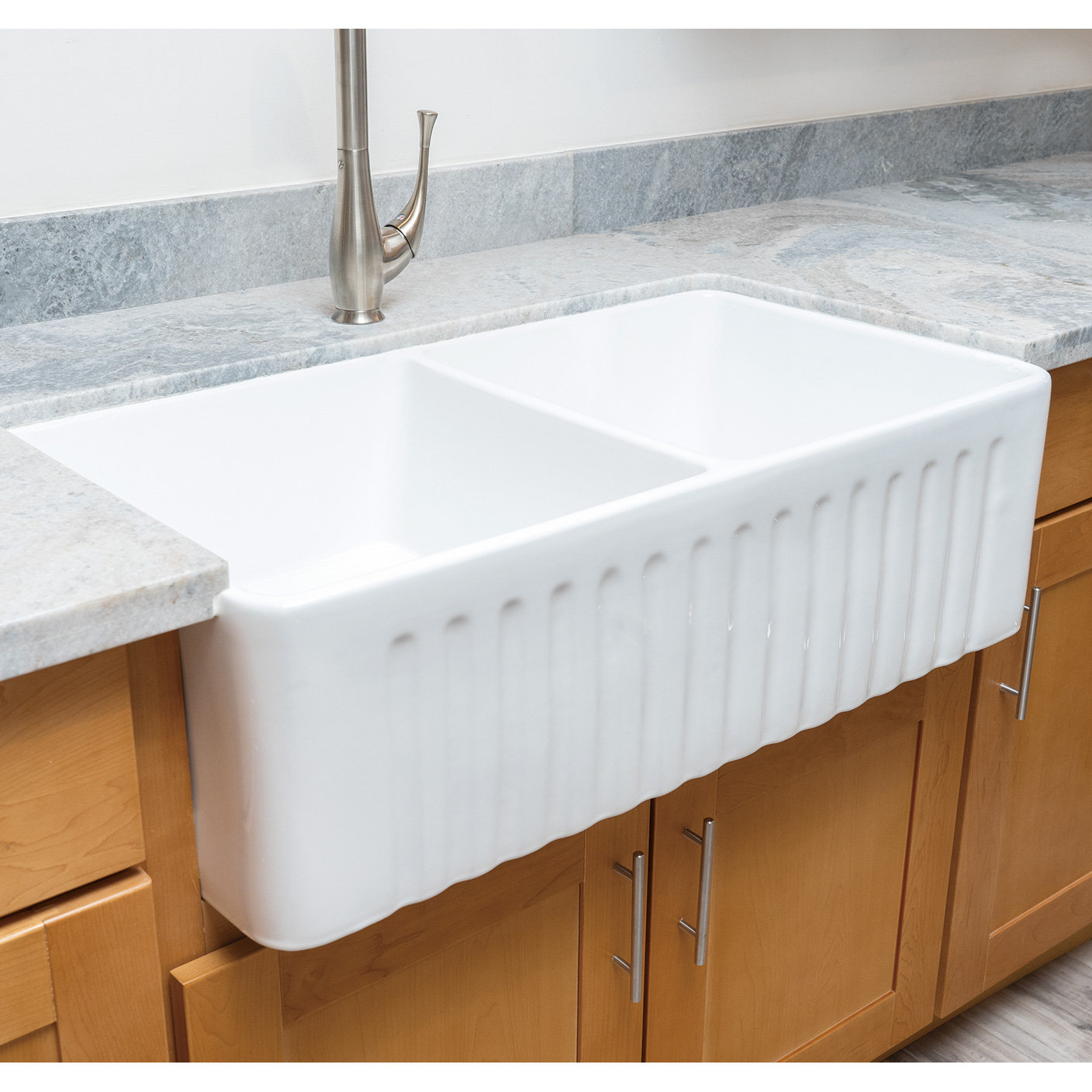 Koozzo 18'' W Double Bowl Ceramic Farmhouse Kitchen Sink & Reviews ...