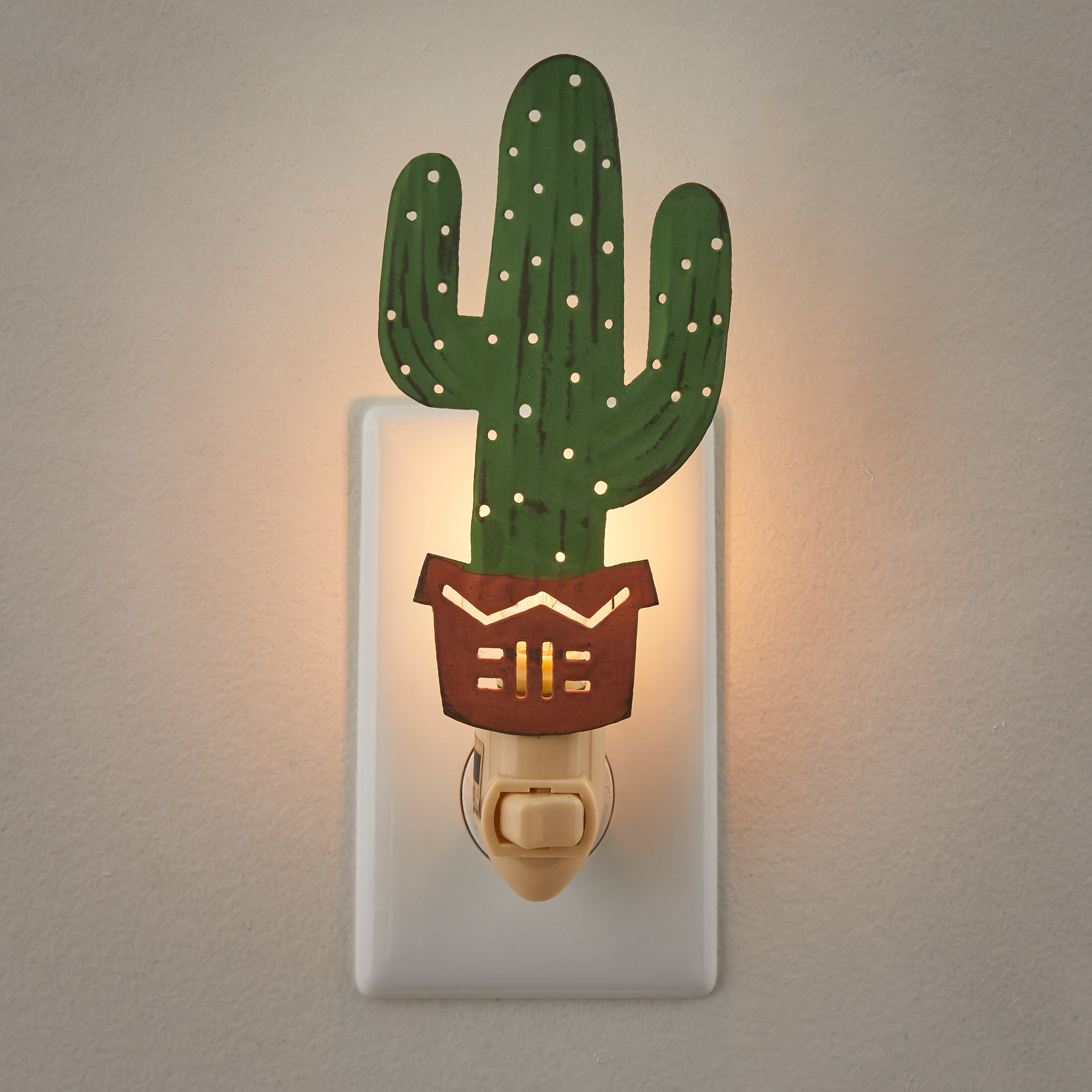 ParkDesignsSplitP Cactus Night Light | Wayfair