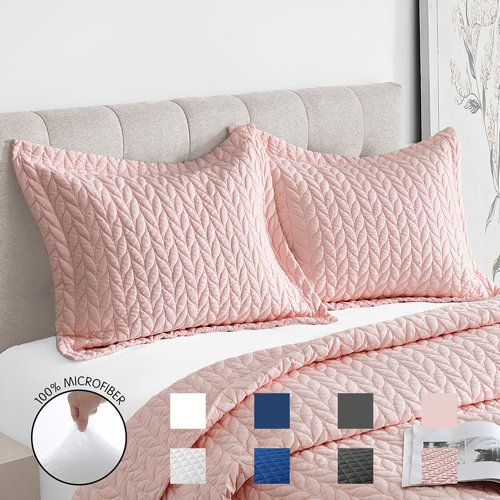 George Oliver Stogner Quilt Set