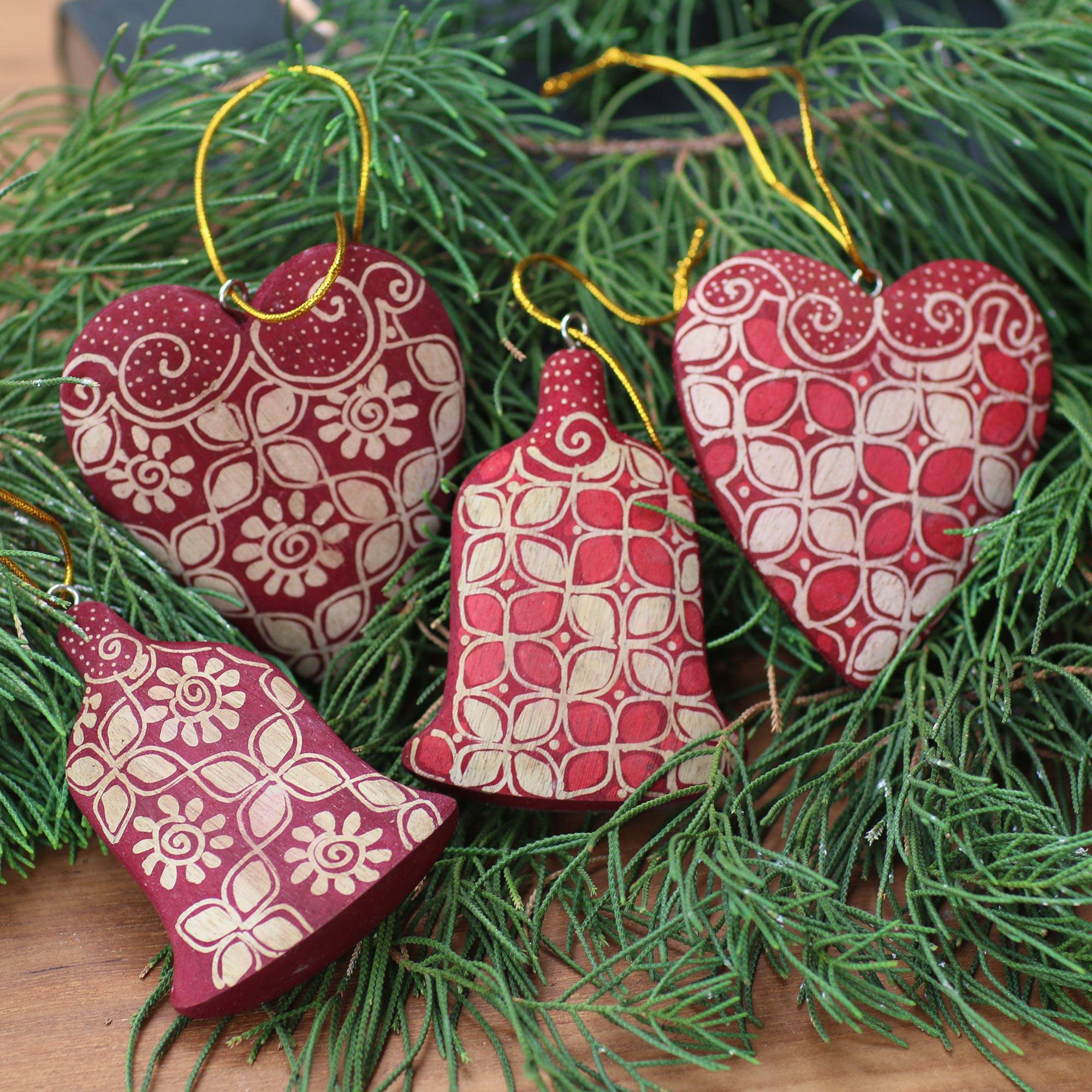 Batik Christmas Ornament Home Décor Ornaments & Accents etna.com.pe